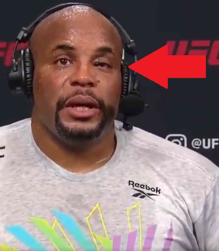 Stipe Miocic Blinds Daniel Cormier with Eye Poke Leaving his Eye Lazy ...