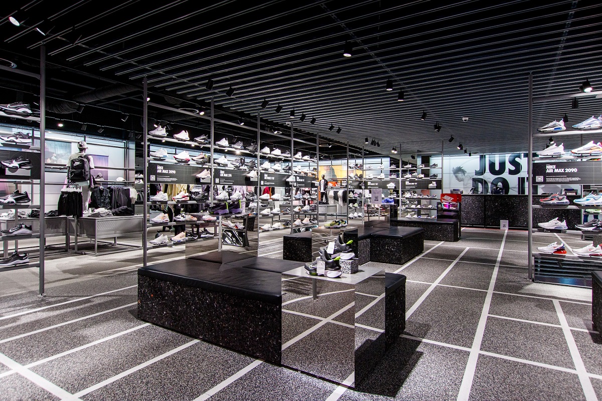 Sneaker Store in Denver Colorado Selling Reverse Grinch Nike Kobe 6's ...