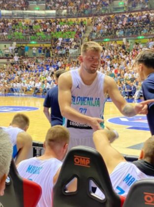 Luka Doncic Got Ripped? Muscular Luka Doncic Weight Loss Physique Photo ...