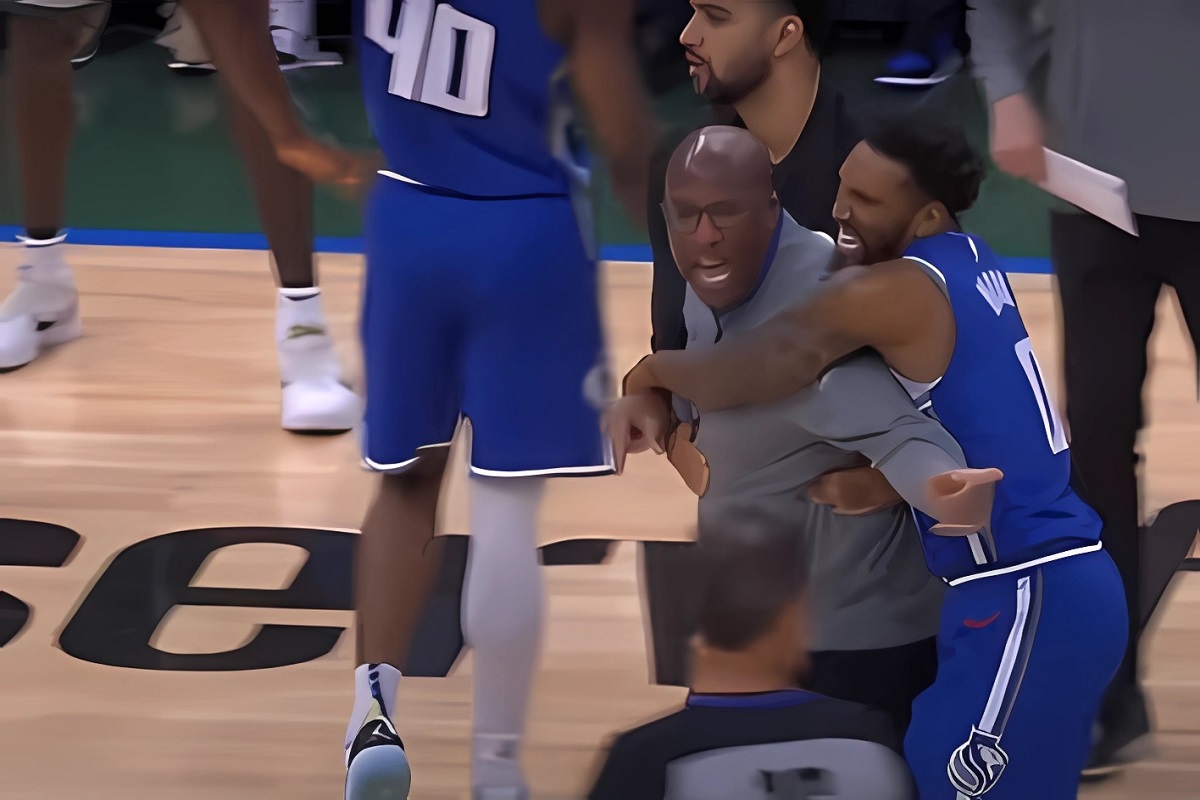 More NBA Referee Drama? Here's Why Mike Brown Tried to Fight an NBA ...